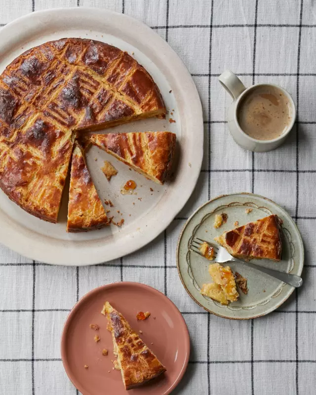 Helen Goh's Breton Butter Cake with Marmalade: A Golden Winter Comfort ...