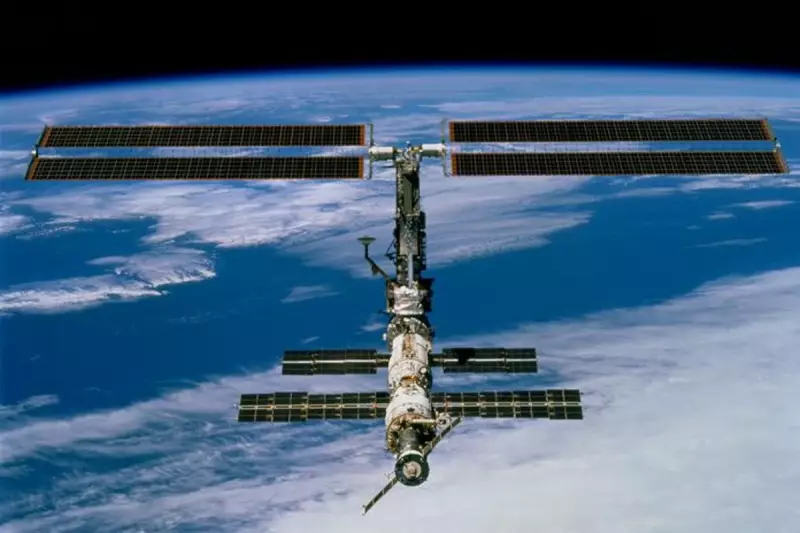 NASA Halts Spacewalks in First Medical Evacuation from ISS in 65 Years ...