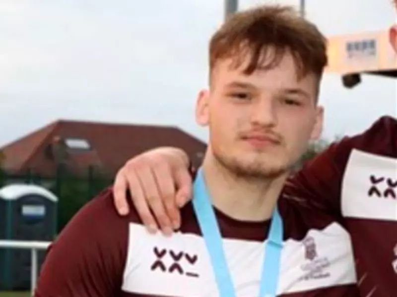 Glasgow University Student Dies in Bridge Fall After Dropping Phone ...