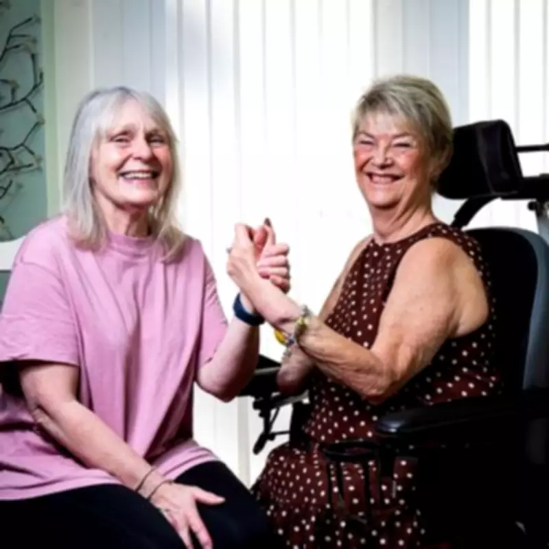 Mum Holds Late Daughter's Hand Again After Meeting Transplant Recipient ...