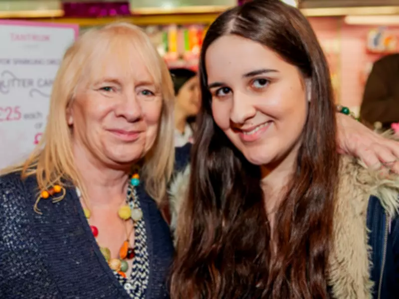 Teen's Faked Brain Tumour Duped Thousands in Charity Scam Exposed by ...