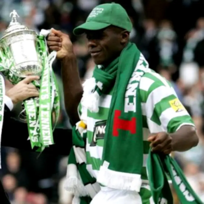 Bobos Gonna Ye Again Giant Banner at Celtic Park - Brit Brief